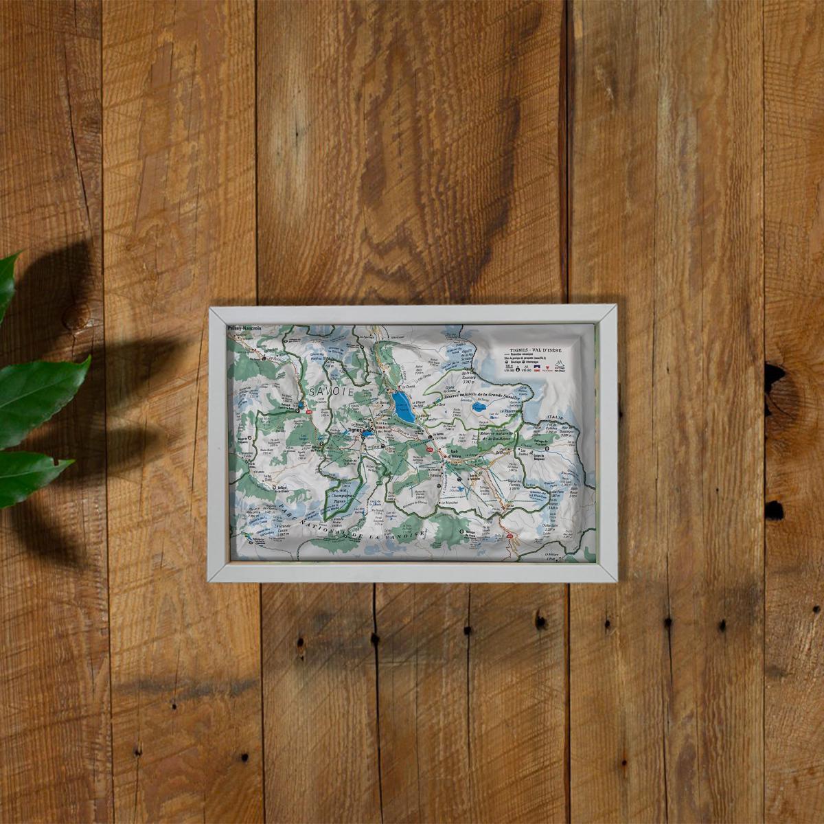 Relief map of the Tignes - Val d'Isère ski resorts - 19.5 cm x 29.5 cm ...